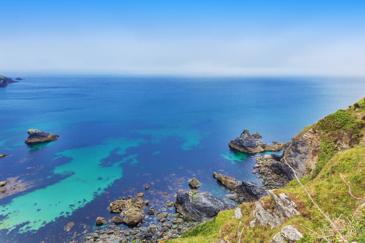 Discover the Largest Ocean in the World - IMP WORLD