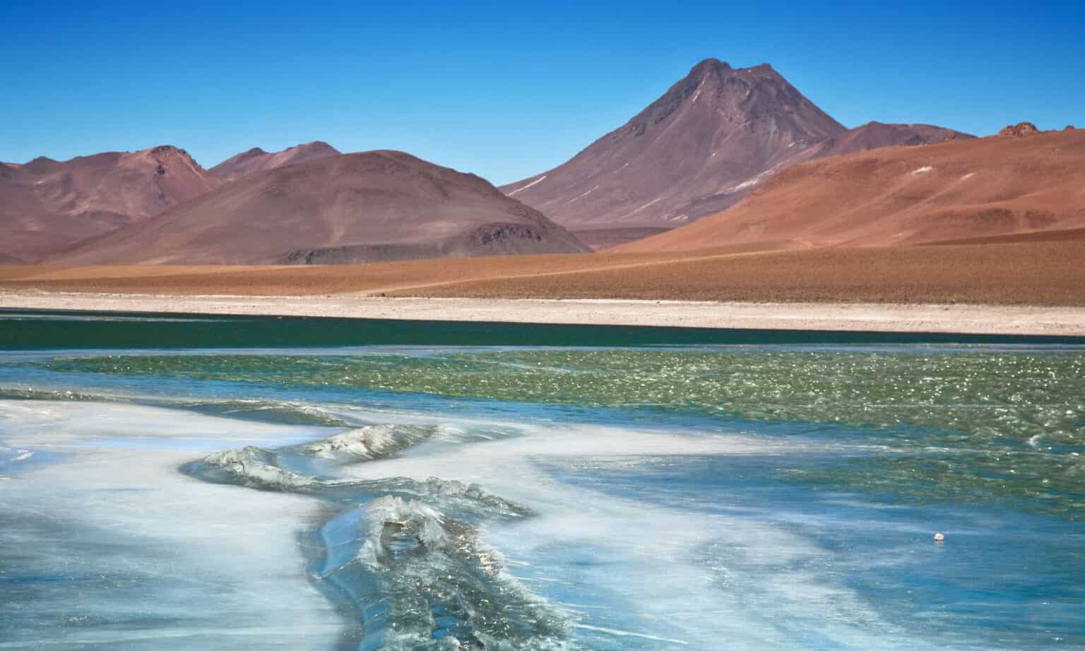 Lake vs Lagoon: How Are They Different? - A-Z Animals