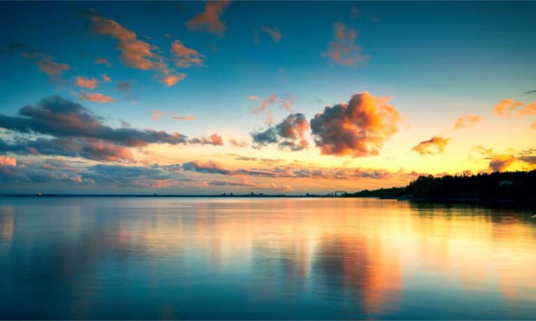 How Deep Is Lake Superior: 5 Incredible Lake Superior Facts - A-Z Animals