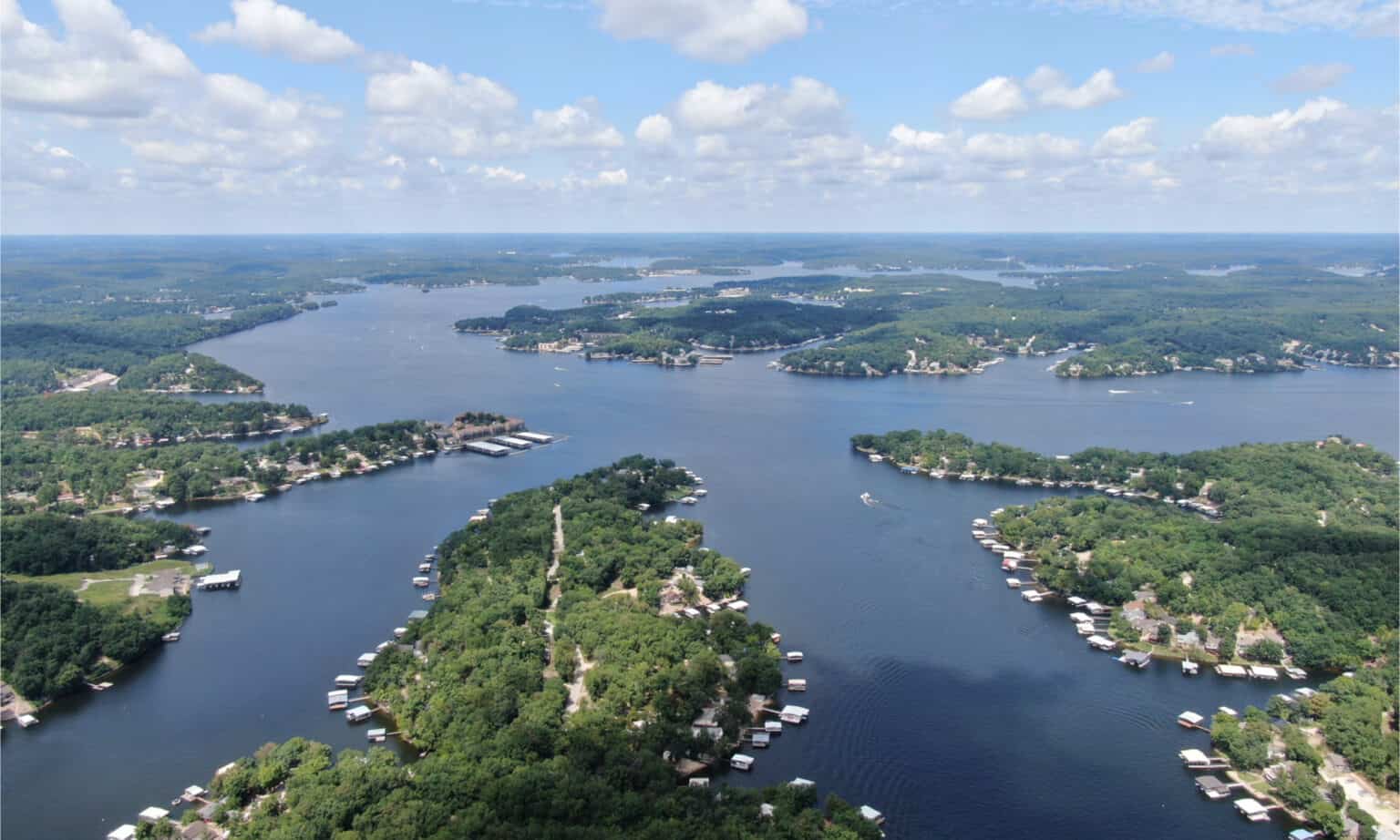 How Deep Is the Lake of the Ozarks: 5 Incredible Facts about the Lake ...