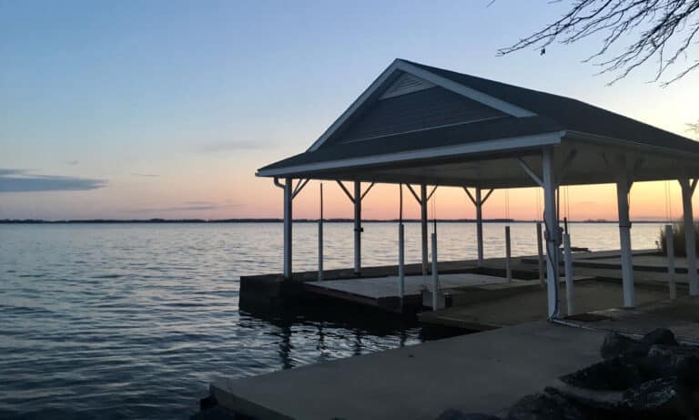 The 10 Most Polluted Lakes in the United States - A-Z Animals