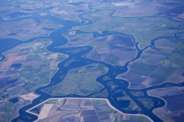 How Deep Is the Sacramento River? - A-Z Animals