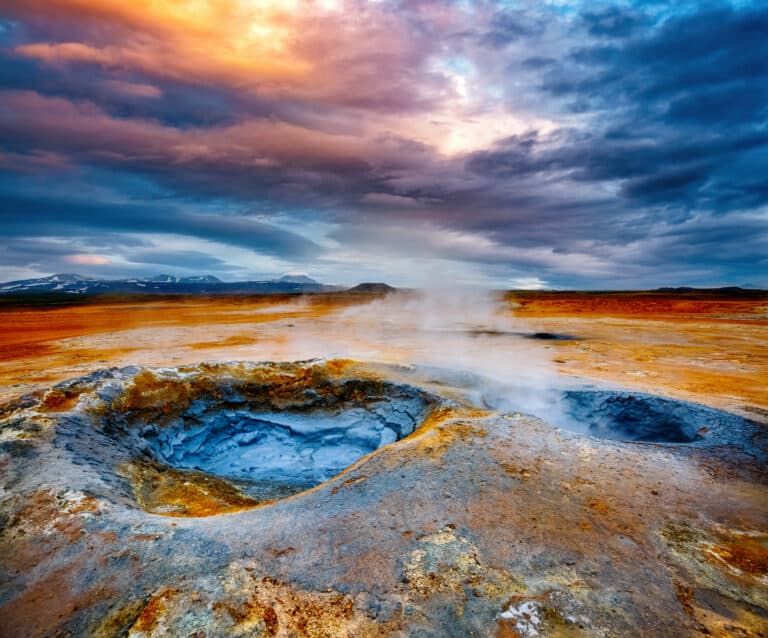 82 Volcanoes in Europe - A-Z Animals