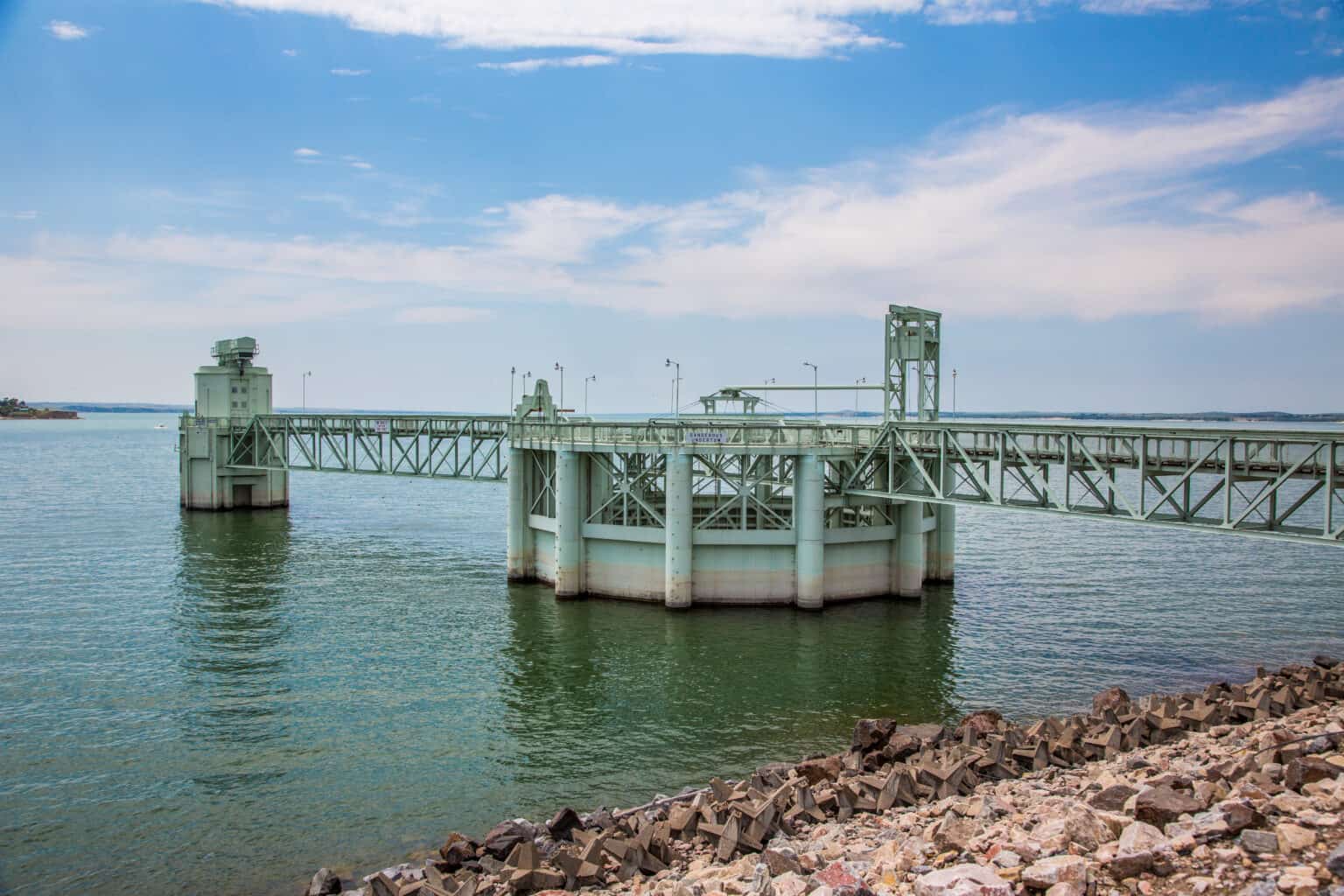 Discover the Deepest Lake in Nebraska - A-Z Animals