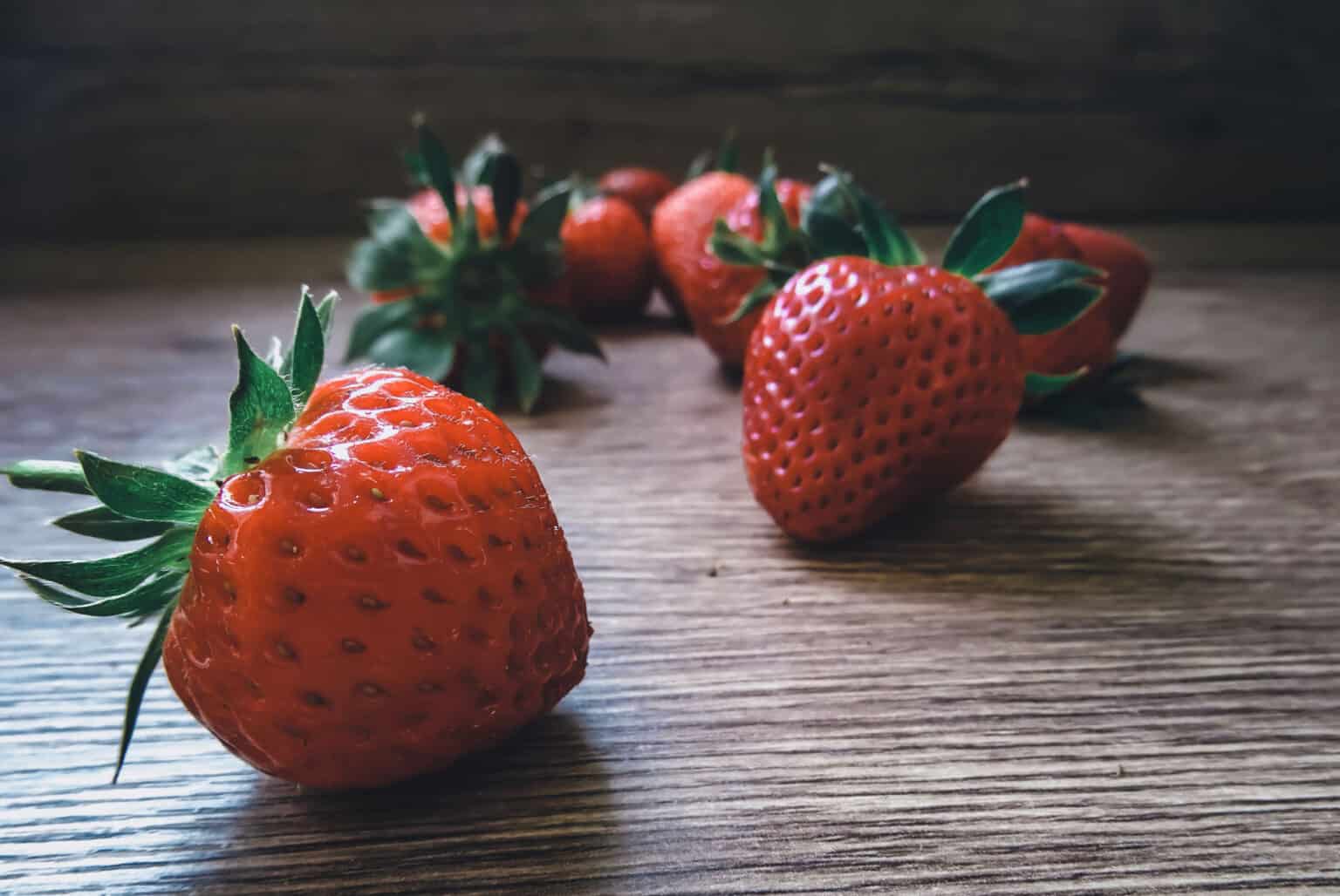 Why Are These Japanese Strawberries $6 Each? - A-Z Animals