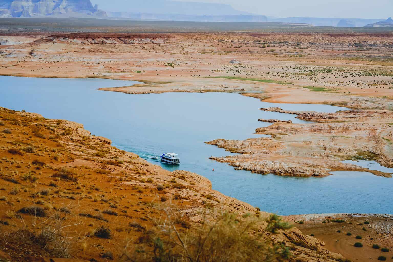 Discover Utah's Largest Artificial Lake - A-Z Animals
