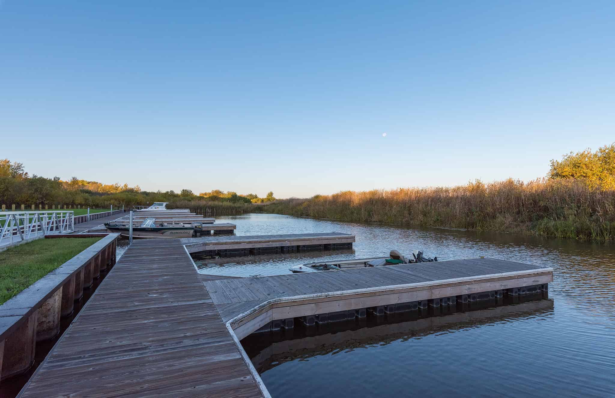 Lake vs. Pond: The 3 Main Differences Explained - A-Z Animals