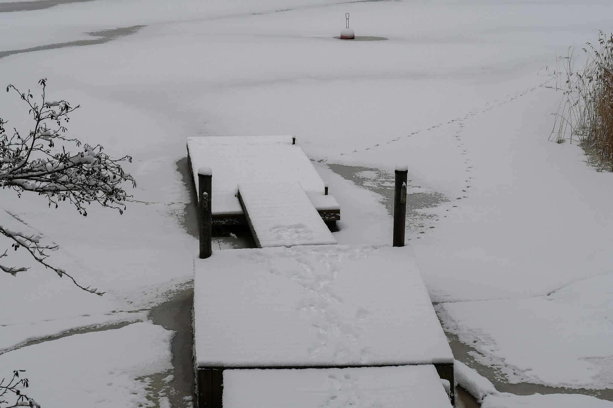 6 Lakes In Nebraska That Completely Freeze Over in the Winter - A-Z Animals