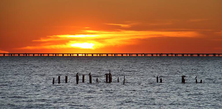 How Deep Is Lake Pontchartrain? - A-Z Animals