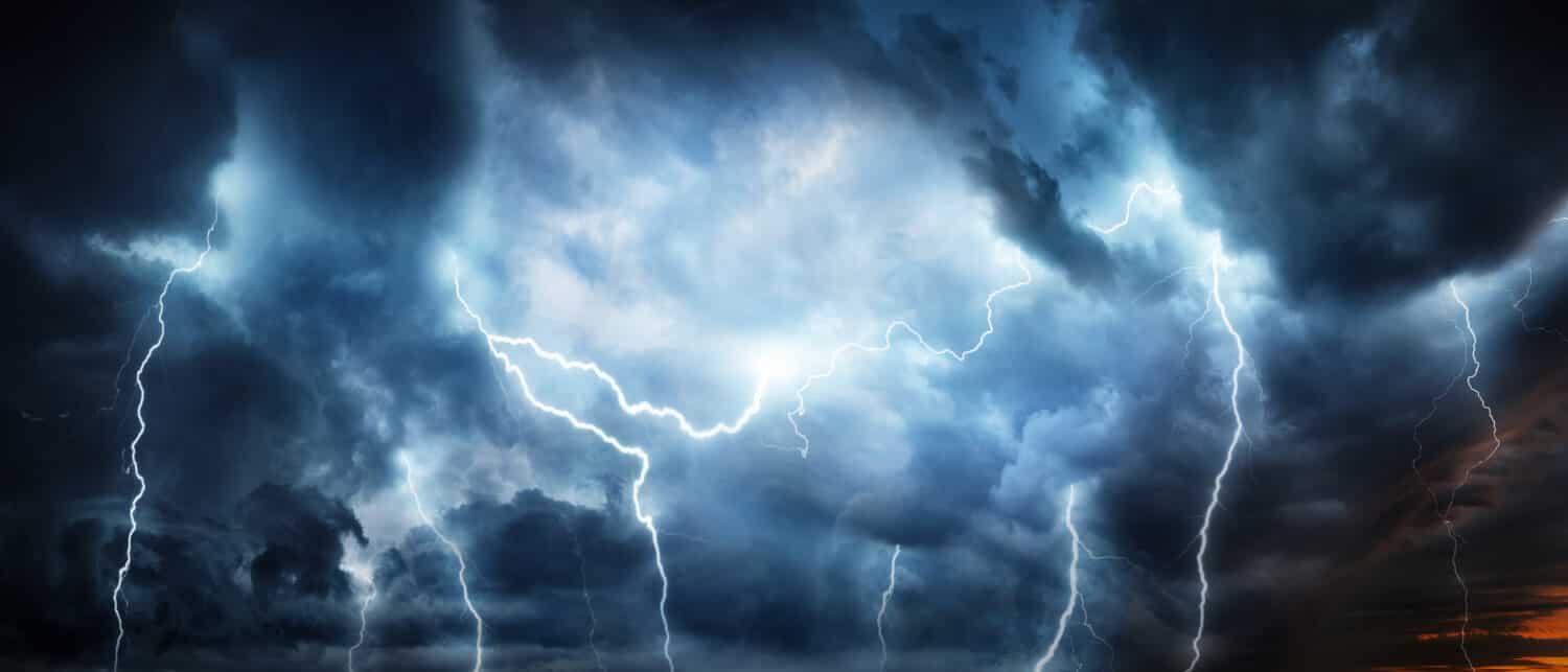 Colors of Lightning: Rarest to Most Common (and Meaning of Each) - A-Z ...
