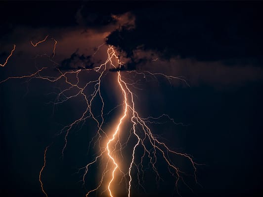 Colors of Lightning: Rarest to Most Common (and Meaning of Each) - A-Z ...