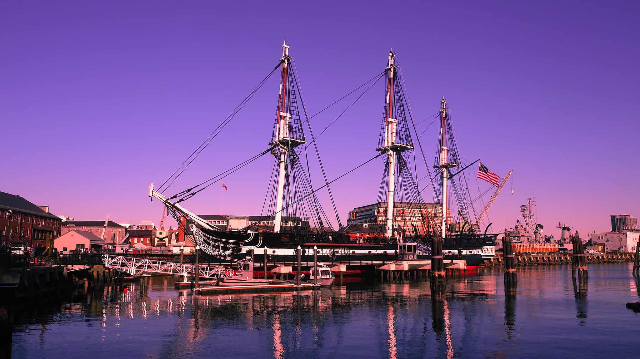 What Lives at the Bottom of the Boston Harbor? - A-Z Animals