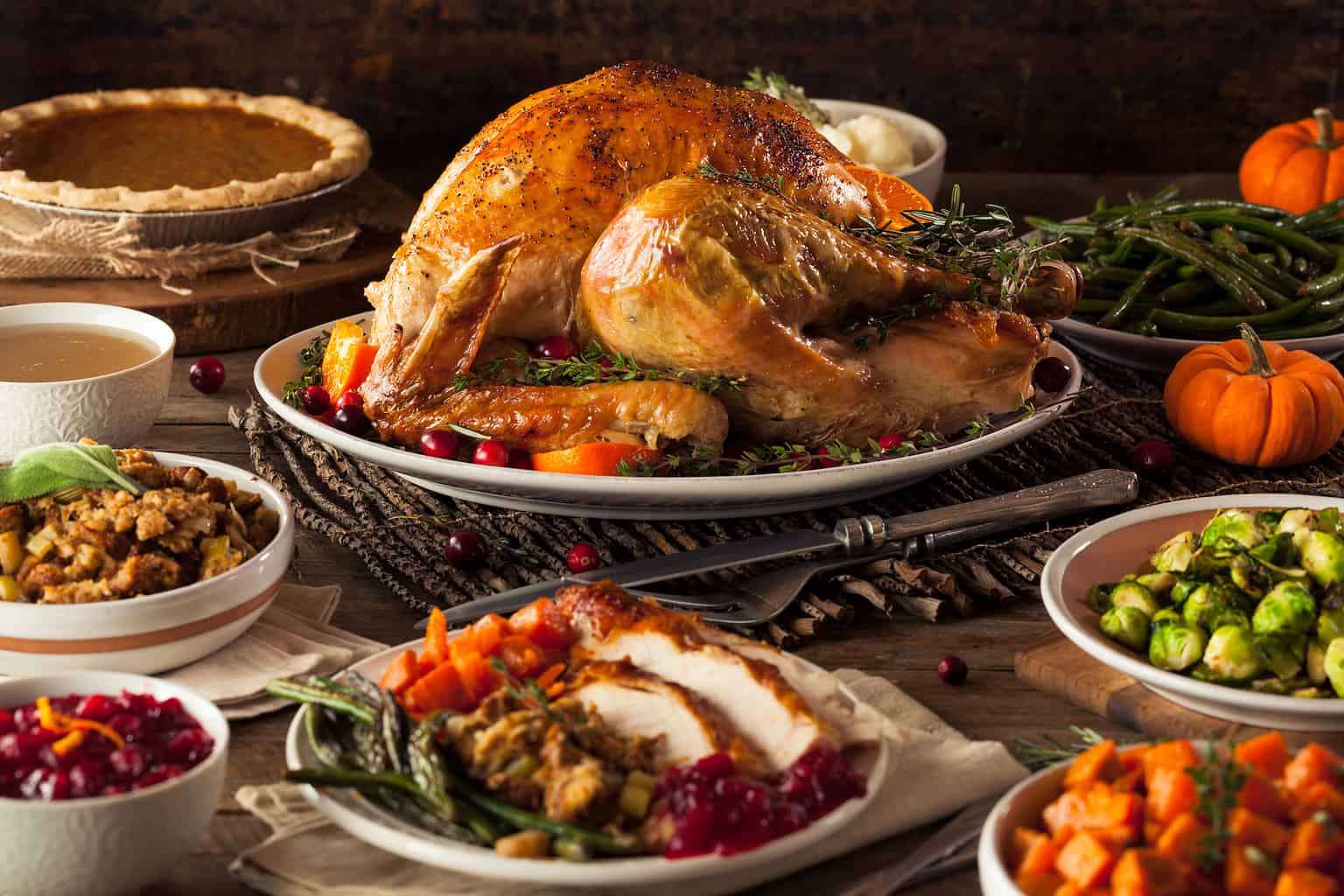 Traditional Winter Holiday Foods Around the World - A-Z Animals