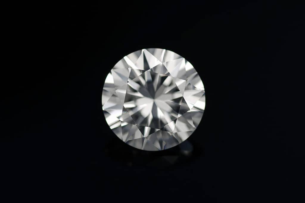 5 Stones That Look Like Diamonds - A-Z Animals