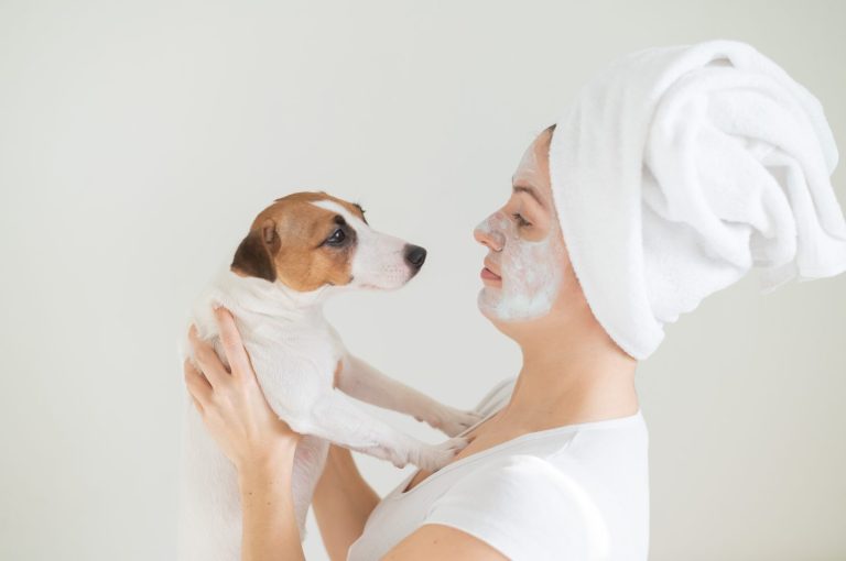 Do Cats and Dogs Get Acne? How Do You Treat It? - A-Z Animals