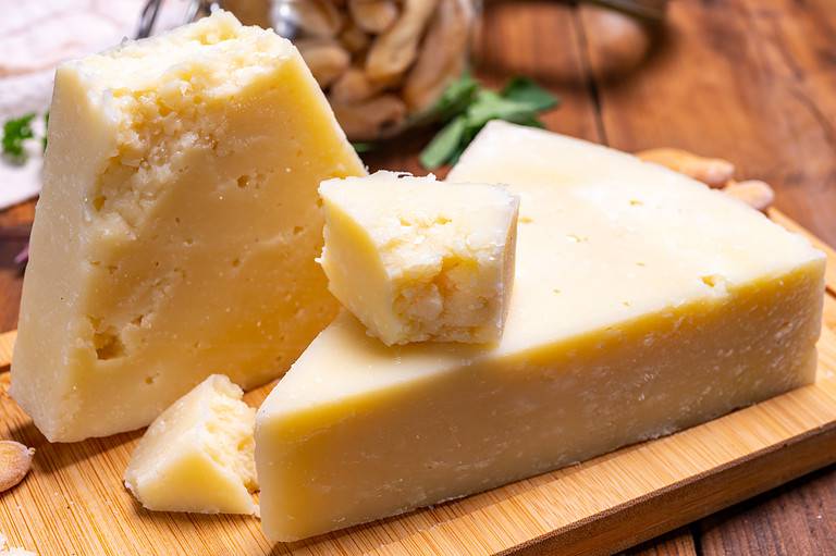 8 Cheeses That Don't Come from Cows - A-Z Animals