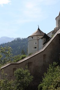 15 of the Oldest Surviving Castles in Human History - A-Z Animals