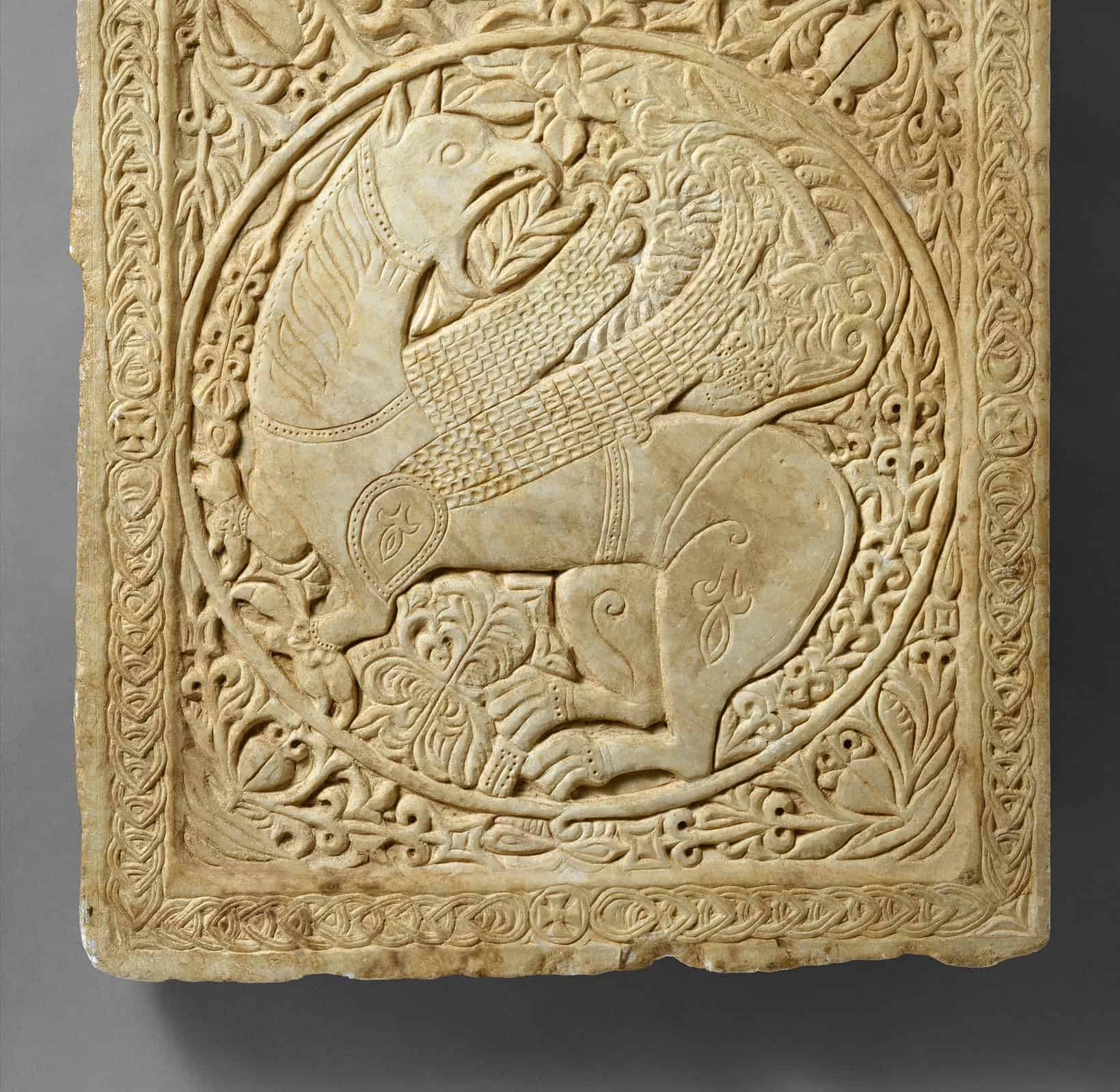Hippogriff vs. Griffin: Key Differences, Origins, and Links to Reality ...
