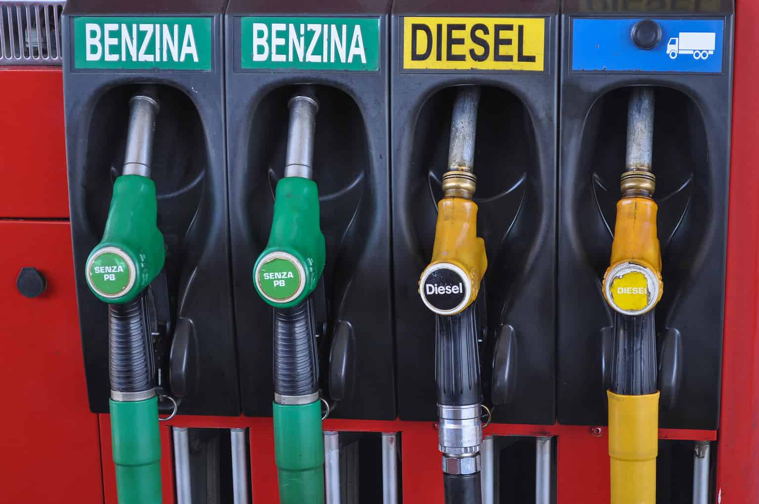 The 18 Countries With The Most Expensive Gas Prices in the World - A-Z ...