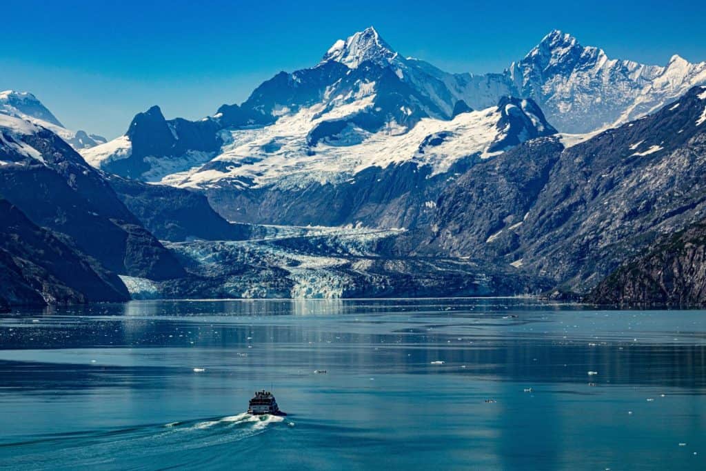 Discover Mountain Goats and Ravens in Glacier Bay National Park - A-Z ...
